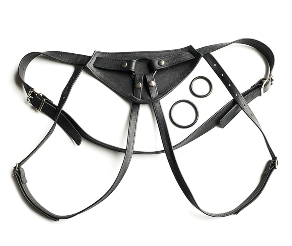 Stockroom Full Curves Leather Strap on Harness | Earth and Salt